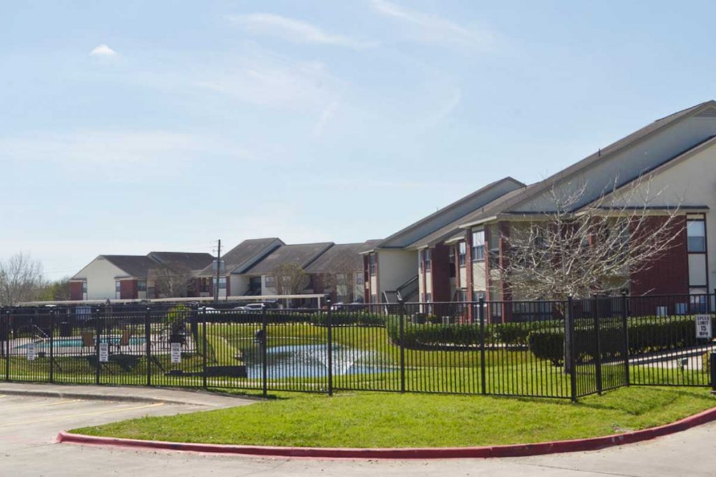 Oakbridge Apartment Homes – Newport RE Group, LLC – Multifamily Real ...